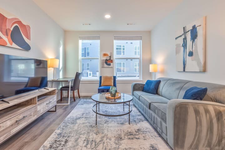 Luxury Apt With Rooftop Terrace And Pool - バーリントン, MA