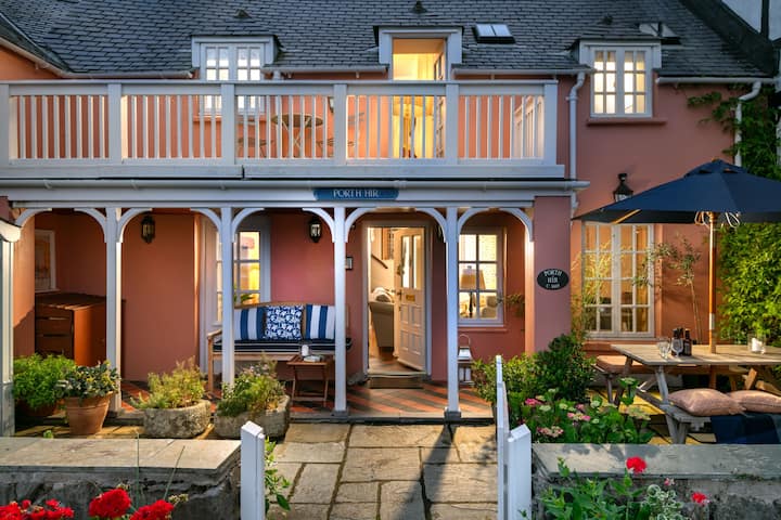 Stylish, Seafront, Pet-friendly Coastal Escape - Bangor