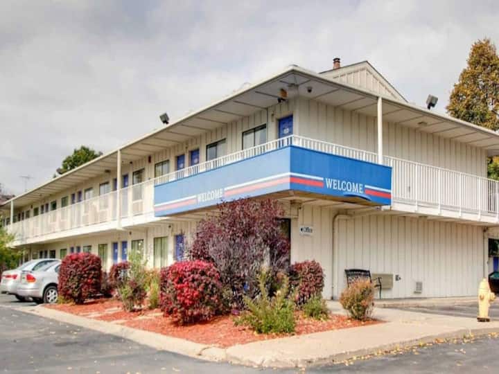 Motel 6 Des Moines, _1 Lit Queen | Nmsk - Des Moines, IA