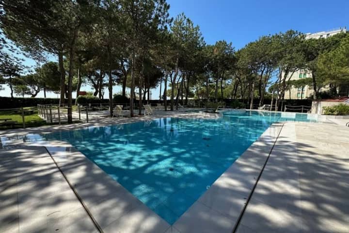 Studio Avec Piscine Dans Une Résidence Calme - Lignano Sabbiadoro
