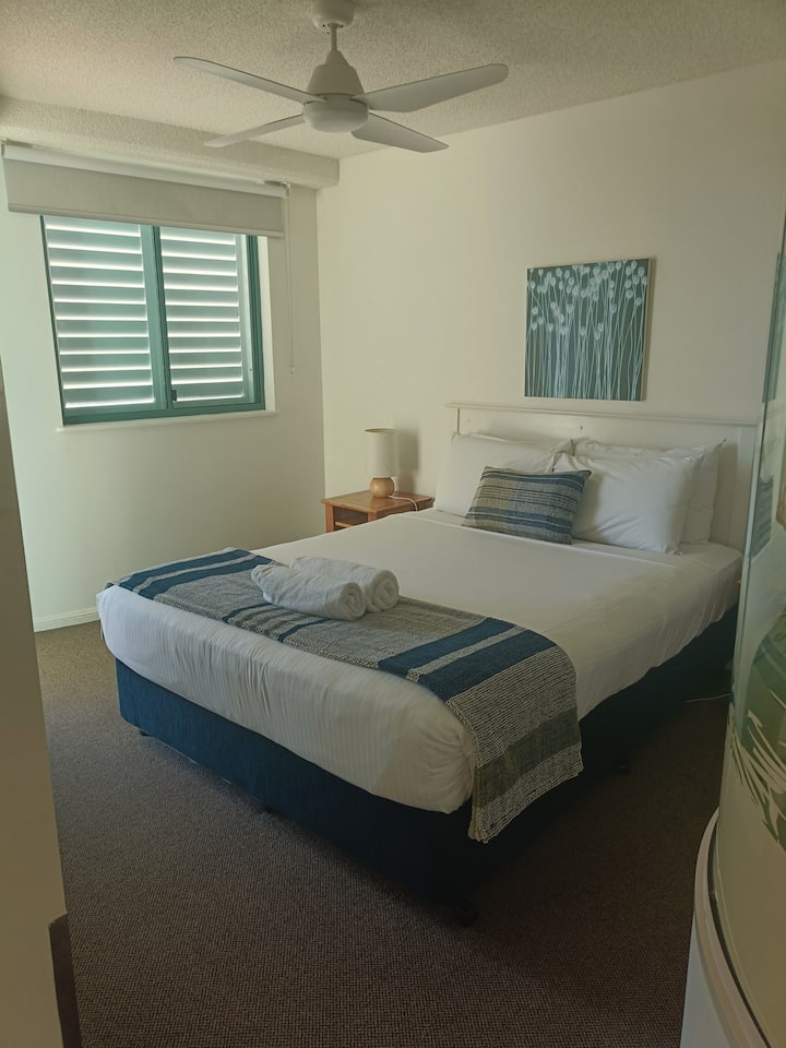 Beachside Two Bedroom Ocean Front - Mooloolaba