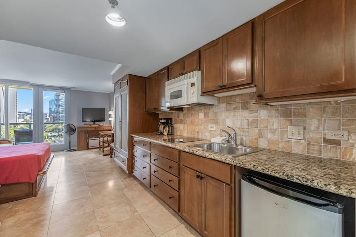 Luana Waikiki Hotel, Room #620 - Honolulu, HI