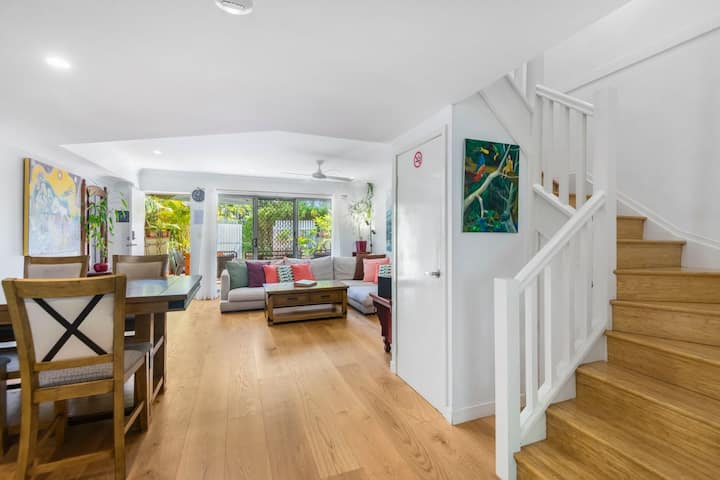 East Coast Escapes | Tigerlily's - Byron Bay