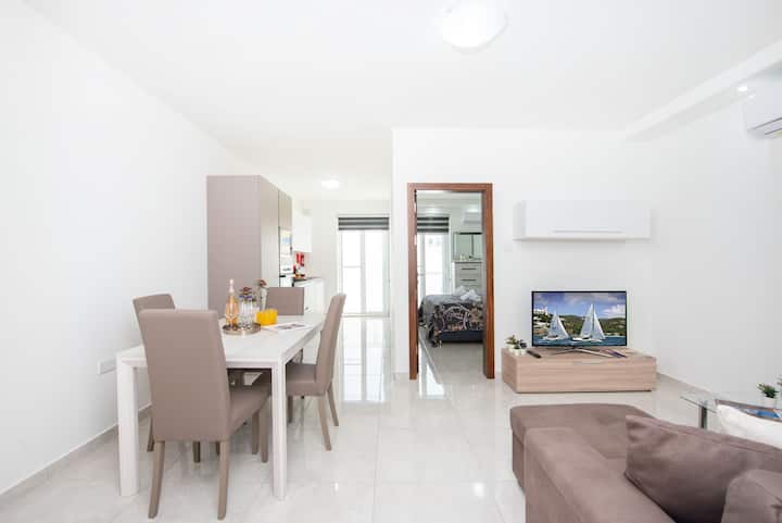Modern Flat Central Gzira - La Valeta