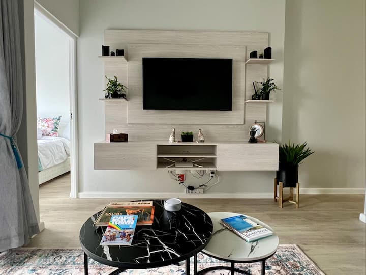 13 Atlantic Port: Comfort 2-bedroom Apartment - Parklands