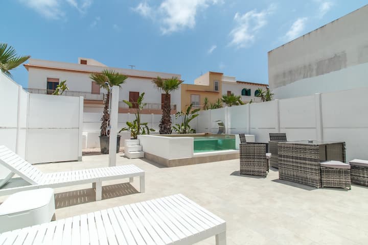 Grotta Degli Innamorati - Le Grotte Rooms - Lampedusa