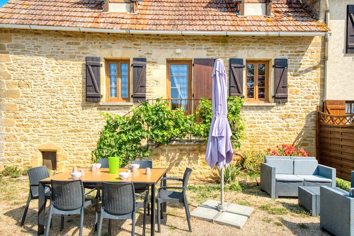 L'hirondelle - Perigord Noir - Grottes de Lascaux