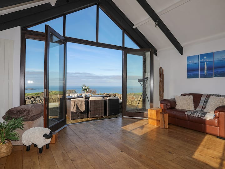 Tai Ffolt - Morfa Nefyn