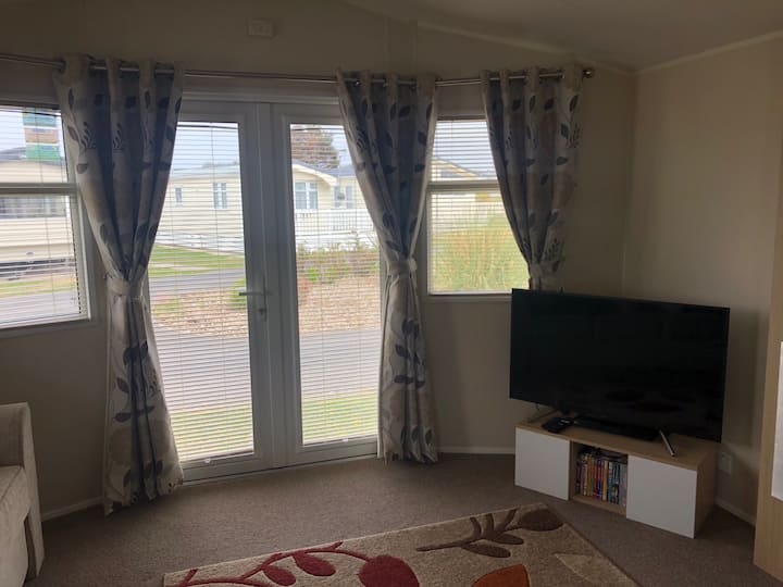 Tranquil Lodge Retreat In Prestatyn - Prestatyn