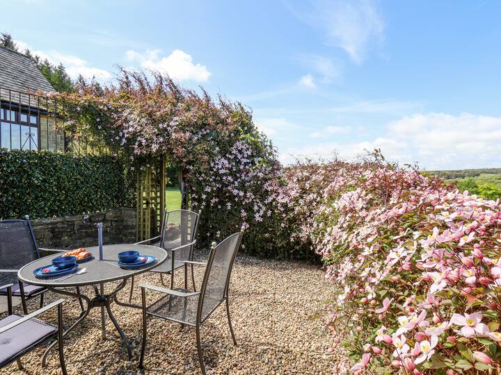 Wayside Farm Cart Cottage - Ravenscar