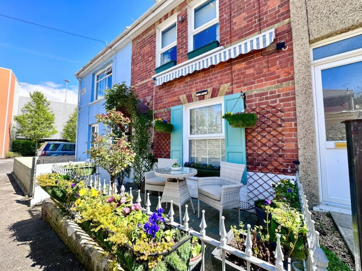Garibaldi Cottage - Weymouth