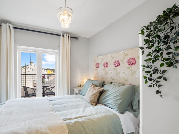 Clifden Nook 2 Apt W/ Fireplace - Clifden