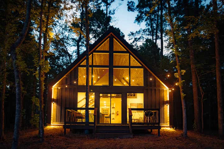 #7 Beauty Berry At Lost Forest Cabins - Lake Conroe, TX