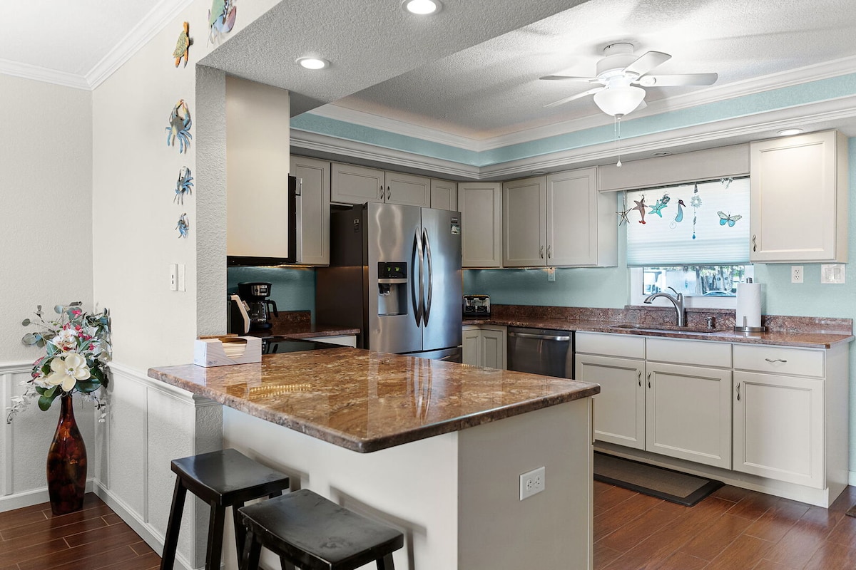 Win-San B101 just off Flagler Ave! - Condominiums for Rent in New ...