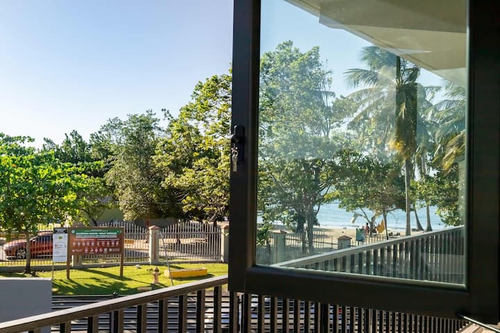 Villas Del Mar 7 · Coastal Getaway By The Beach - Dorado