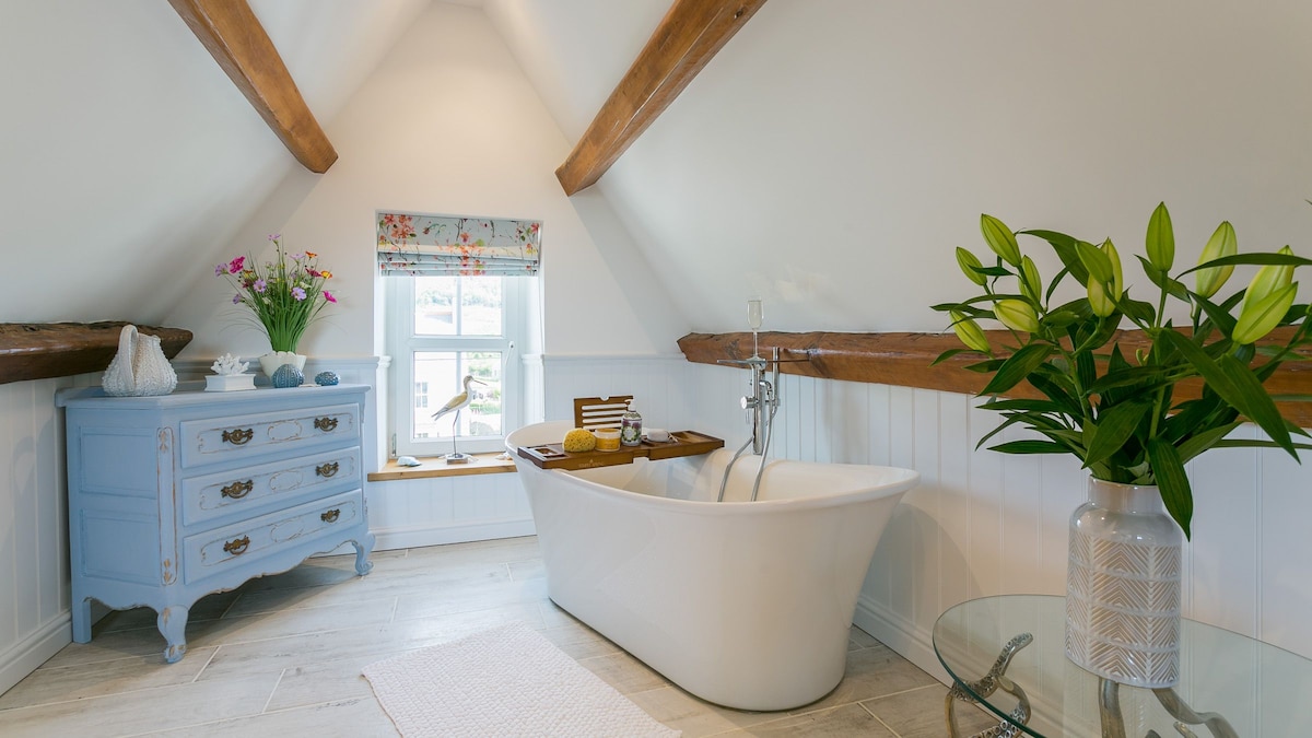 Bay View – mit Whirlpool und Strandhütte - Häuser zur Miete in Nefyn ...