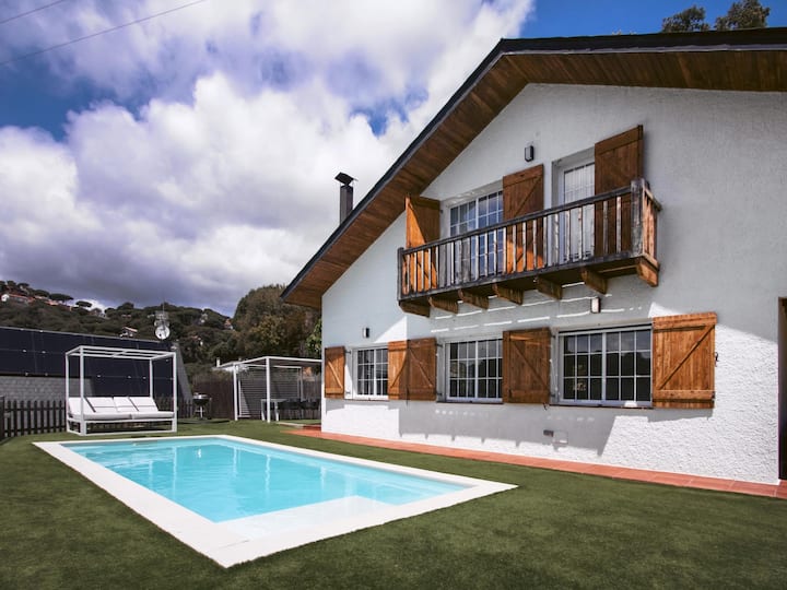 Grand Espace Extérieur, Piscine Privée Et Profiter - Santa Susanna