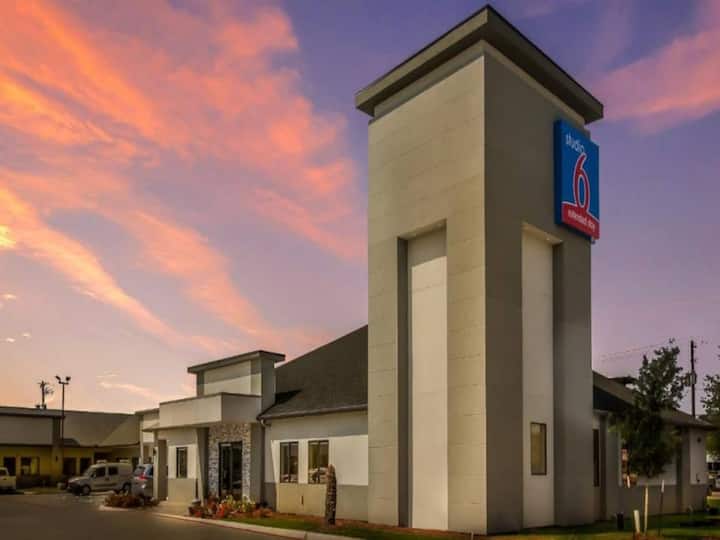 1 Lit Roi | Non-fumeur, Cuisine - Deer Park, TX