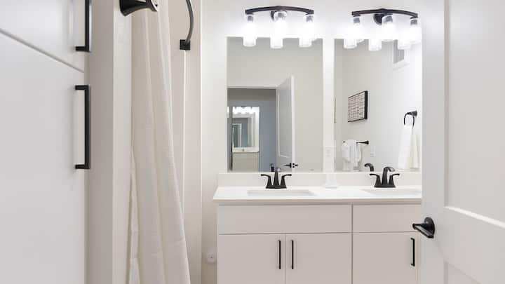 Landing | Spectacular 1bd, Gym, Clubhouse - Casa Grande, AZ