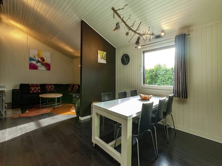 Chalet Vert à Bullange Avec Jacuzzi - Butgenbach