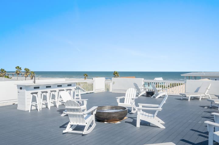 Sol Mate-elevator,beach,firepit Rooftop,arcade - St. Augustine Beach, FL