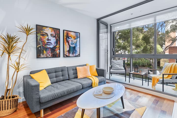 The South Yarra Jewel - St Kilda