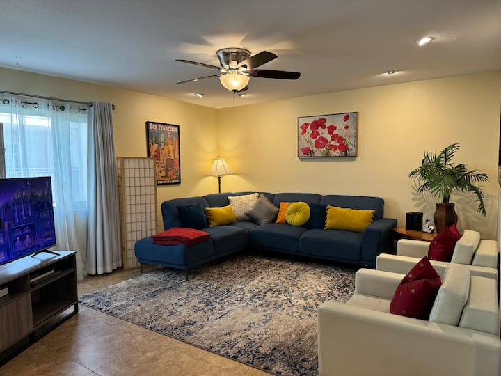 Goldie's Hideaway - Palm Springs, CA