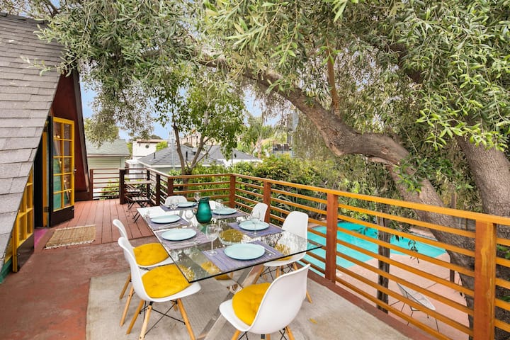 Urban Art Tree House W Pool/spa - San Diego, CA