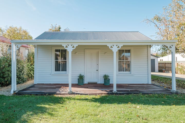 Airedale Cottage - Hanmer Springs