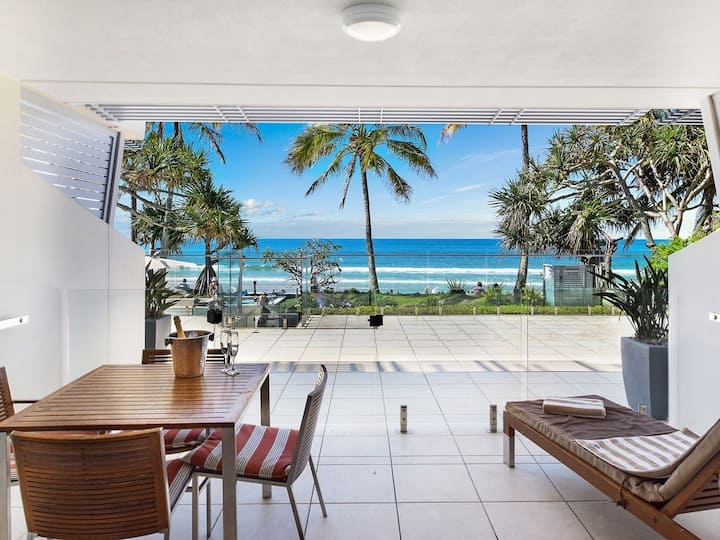 Direct Beach Access Apartment - Noosa Heads
