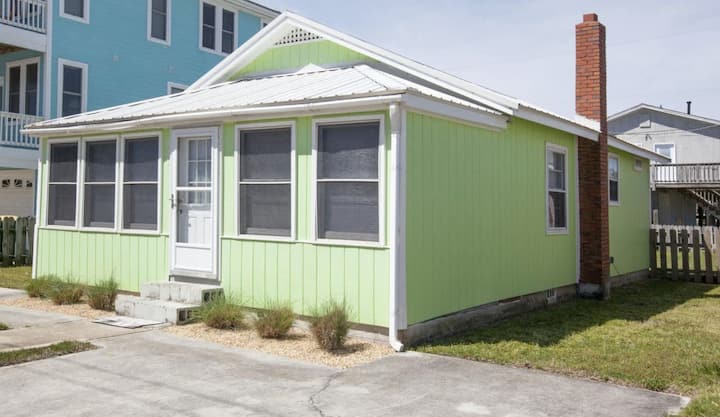 The Hulk Ii - Hot Tub - Across Street From Beach - Kure Beach, NC