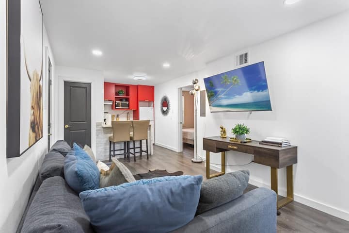2br Htx Stylish & Unique Stay Free Parking, Gym, W - Houston, TX