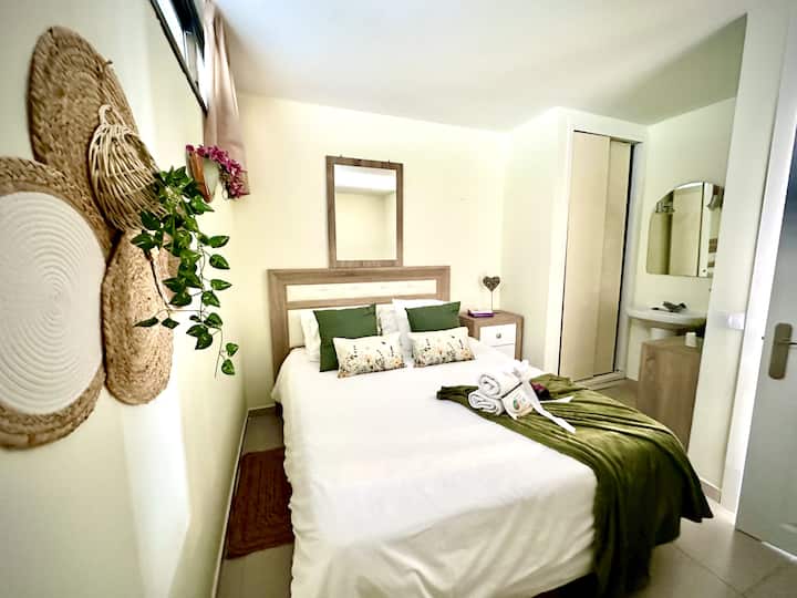 Suite Sérénité En Bord De Mer · By Deihu Experienc - Los Cristianos