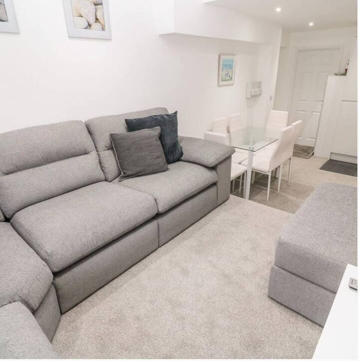 Falmouth Retreat - Family Stays - 17938 - Falmouth