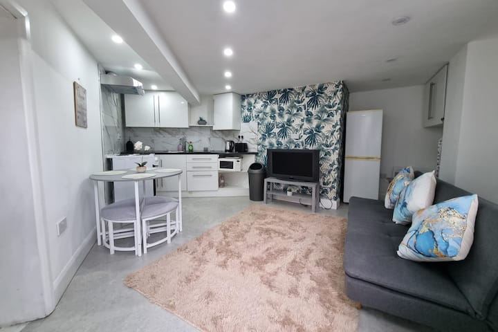 Cozy Sleep 5 Hudds Base -Work/travel, Free Parking - Huddersfield