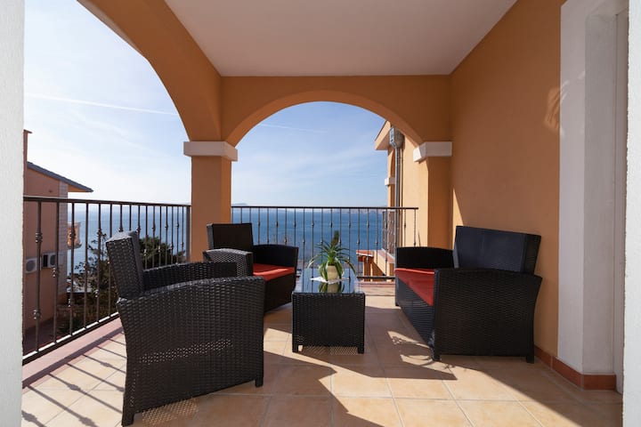 Comfy Apt /W Jacuzzi & Panoramic Sea View - Senj