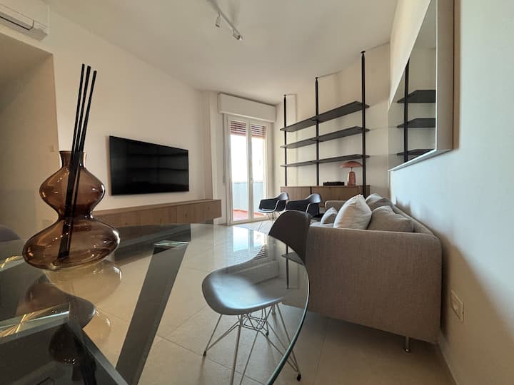 Cn018 - Cesenatico, Sea Front Four-room Apartment - Cesenatico