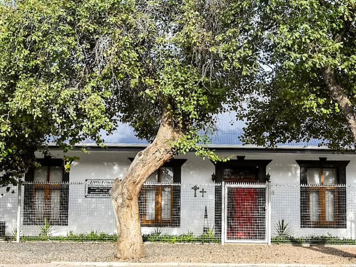 Family Apartment - Beaufort West