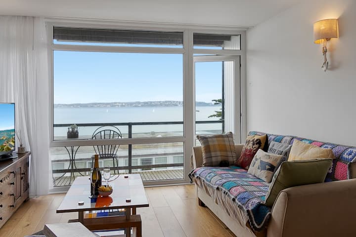 Sea View Townhouse With Parking - Brixham