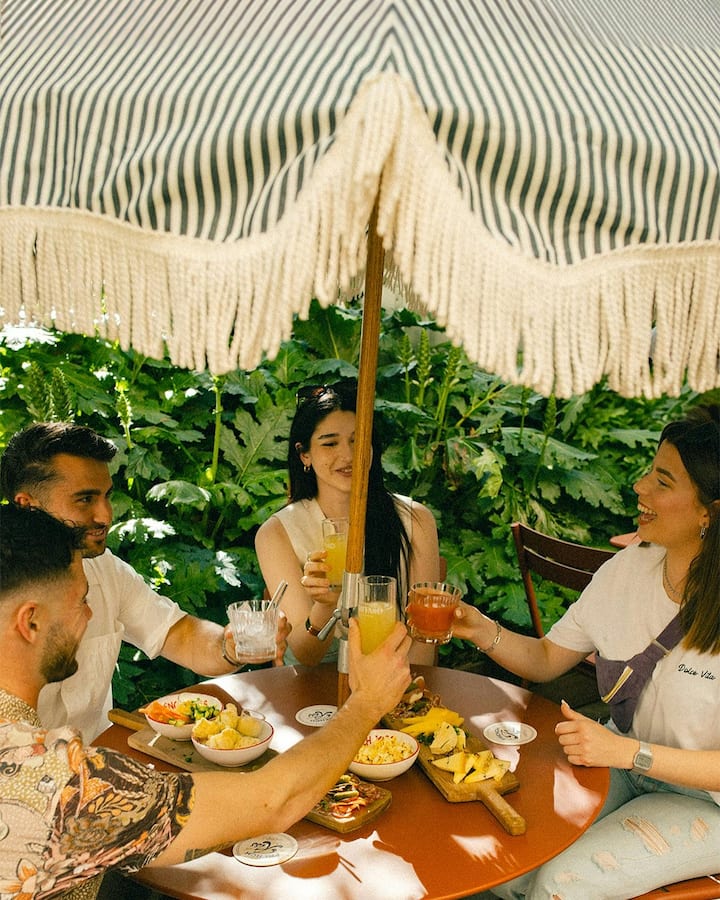 Eklo Nantes Centre - Family Quadruple Room - Nantes