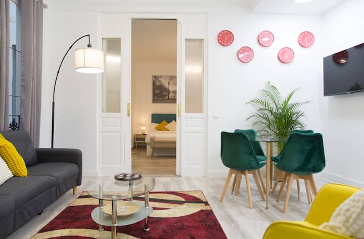 A Luxurious Stay In The Cortes Madrid - Madrid