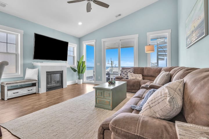 Oceanview-5br-pool-hot Tub-3 Blocks To Boardwalk! - Carolina Beach, NC