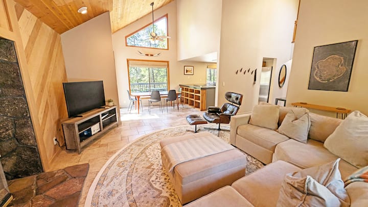 Red Fir 20 - Cabin + Adu, Sharc, Hot Tub, A/c - Sunriver, OR