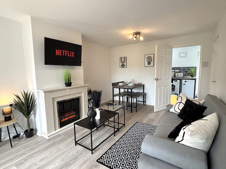 The Packhorse Townhouse - Private Parking / Wifi - Leicester