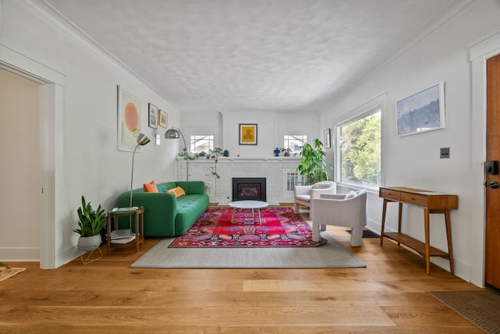 Peaceful South Hill Retreat Near Manito & Downtown - Spokane, WA