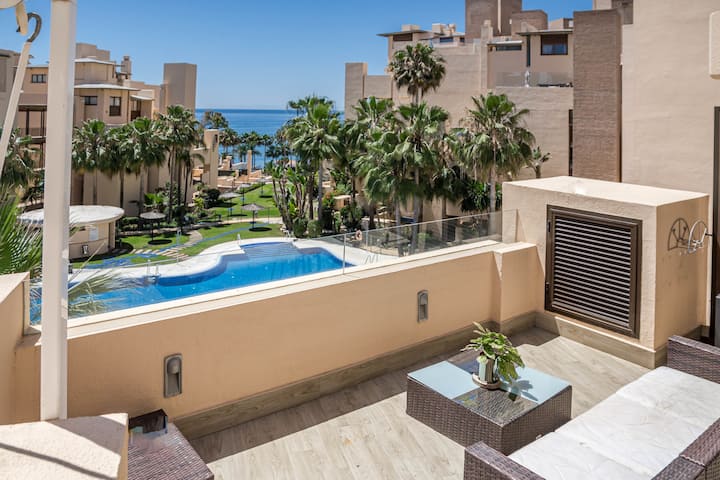 Bp7c.2a - Beachfront Penthouse With Private Pool - Estepona