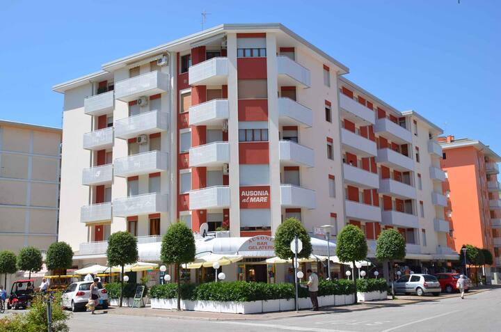 Appartement De Vacances Avec Balcon Et Climatisati - Bibione