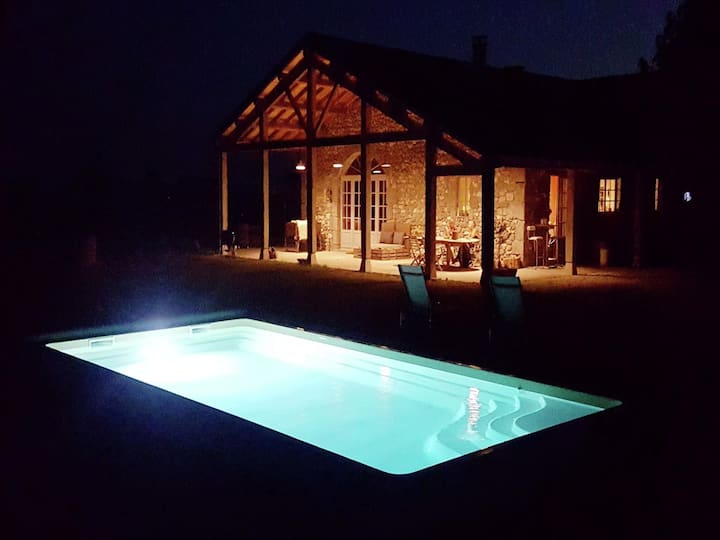 Manoir à Fargues Avec Piscine Et Jardin - Casteljaloux