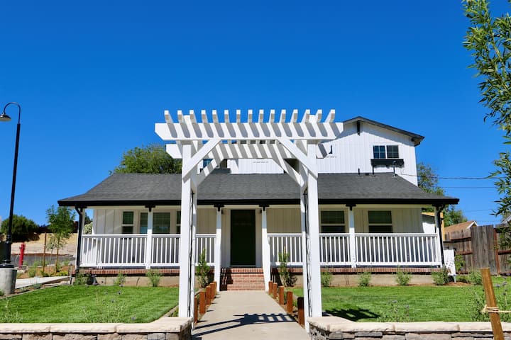 Emerald's Modern Farmhouse: Bbq & Wine Country - Atascadero, CA