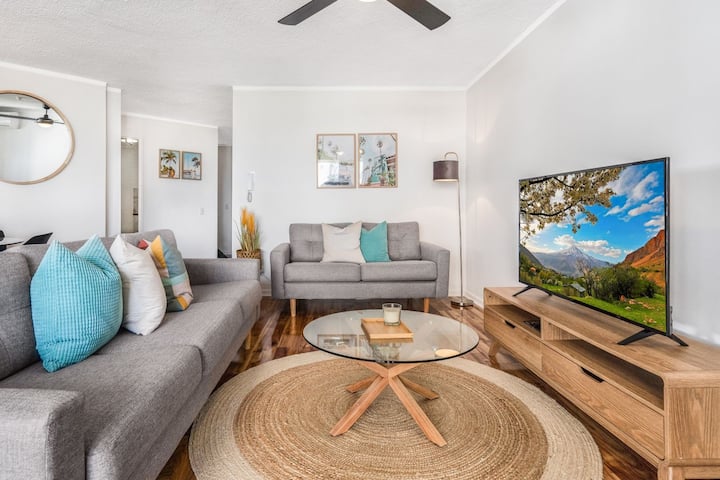 Ocean Breeze - Burleigh Heads - Gold Coast